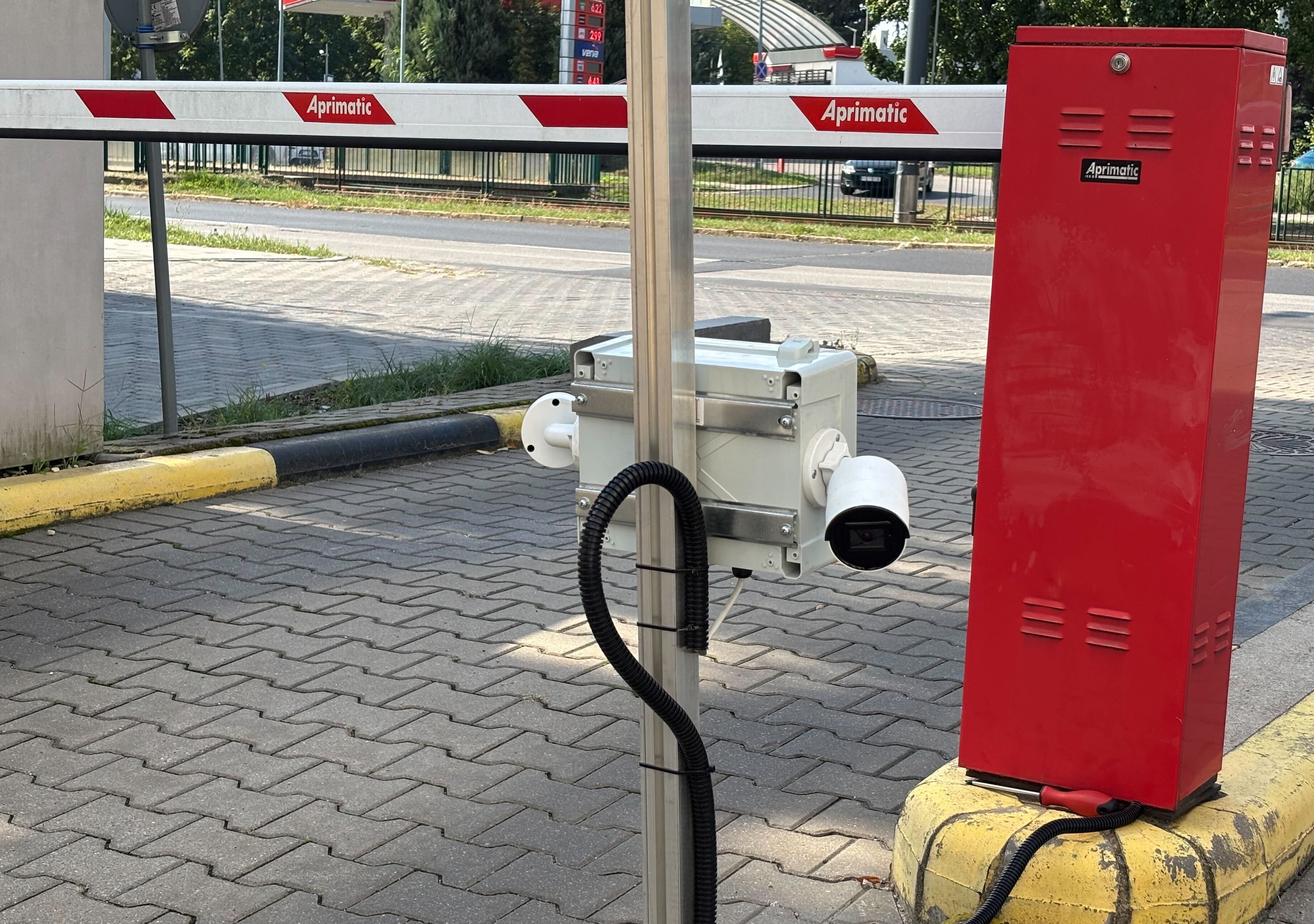 Edge AI Vehicle Access Control | Grinn Global